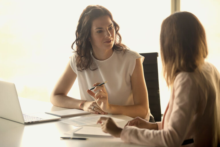 How to Give Negative Feedback to Employees - Professional & Executive ...