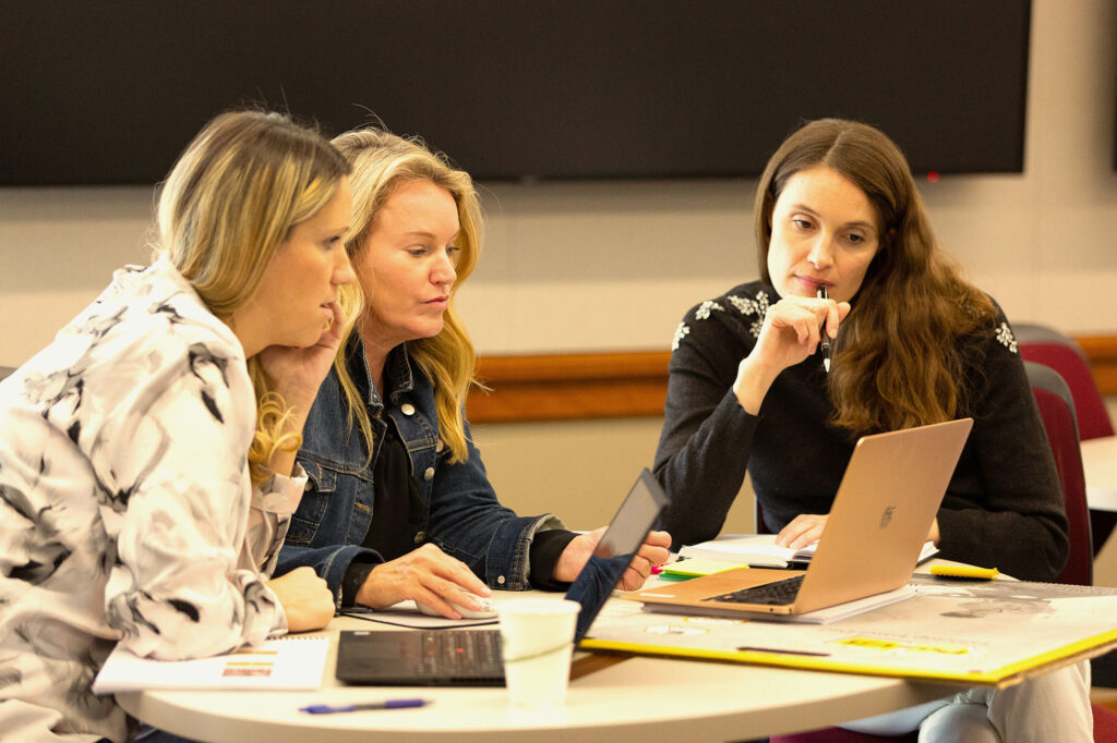 How to Build Business Relationships - Professional Development | Harvard DCE